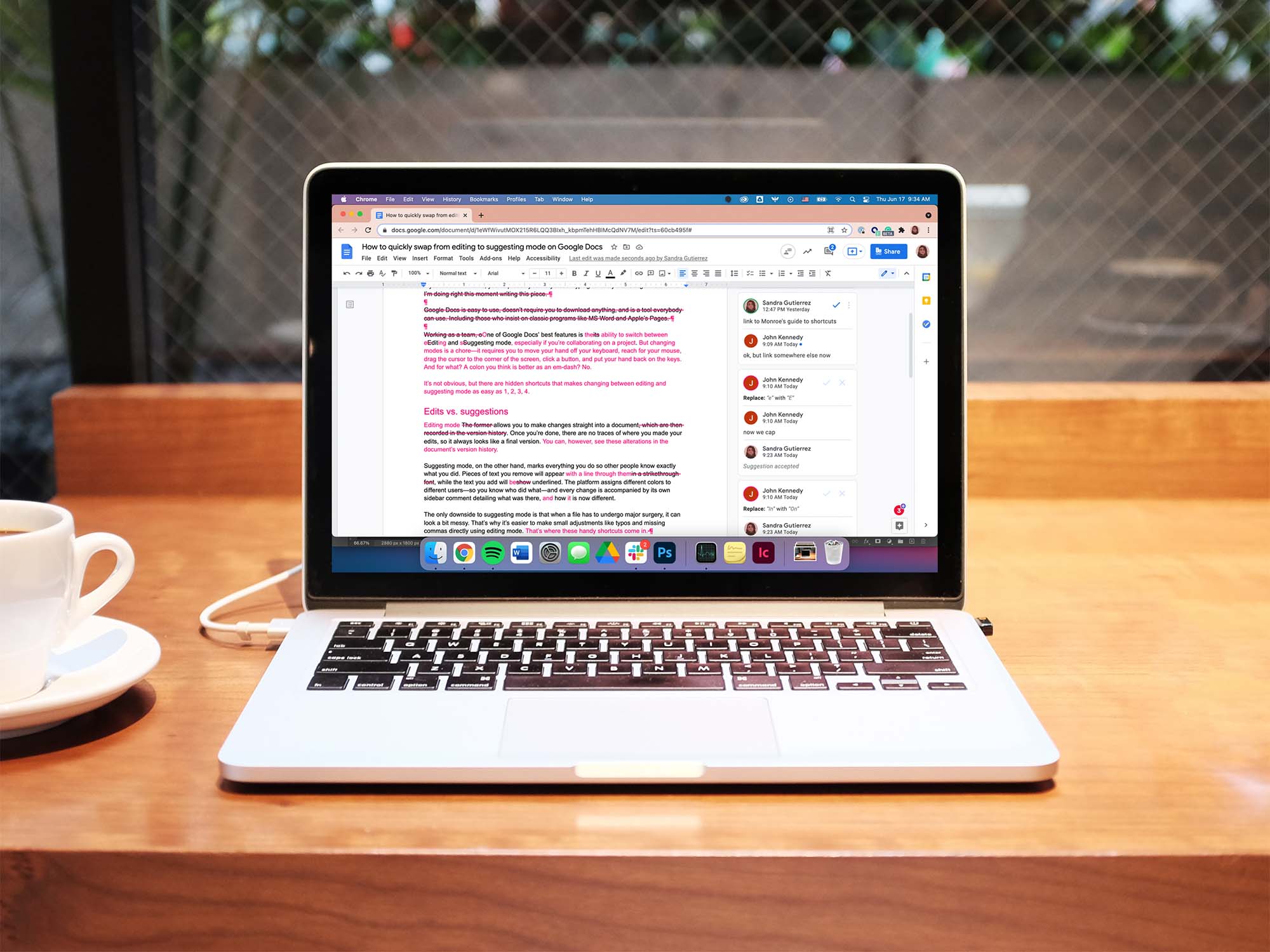 How to quickly switch from editing to suggesting mode in Google Docs ...