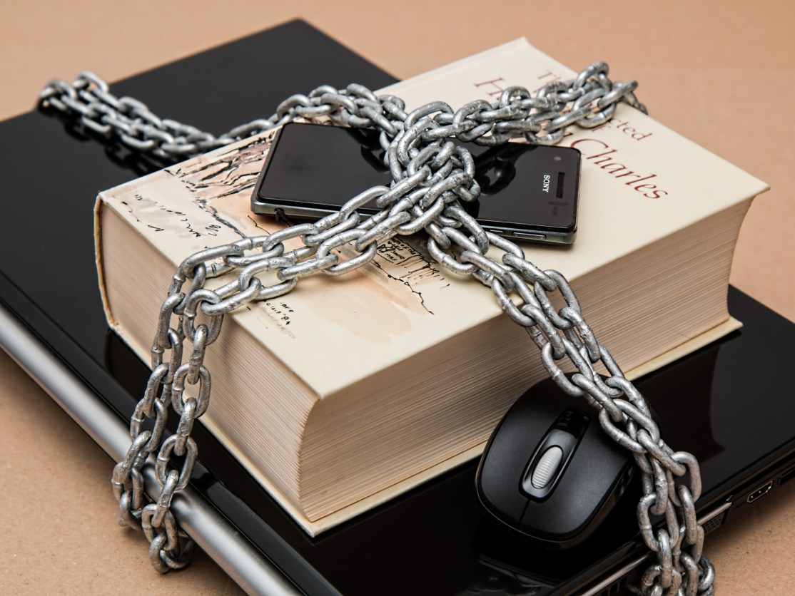 How to choose (and remember) safe passwords | Popular Science