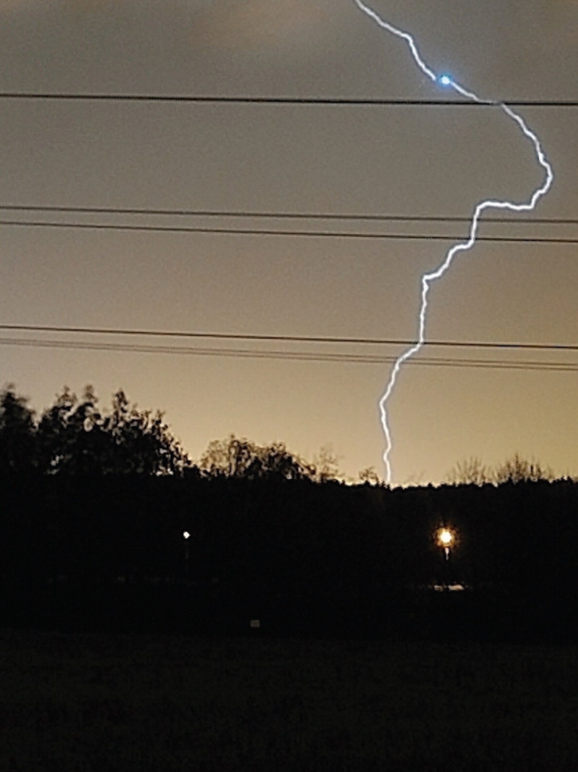 Lightning, meet snowstorm: The makings of thundersnow