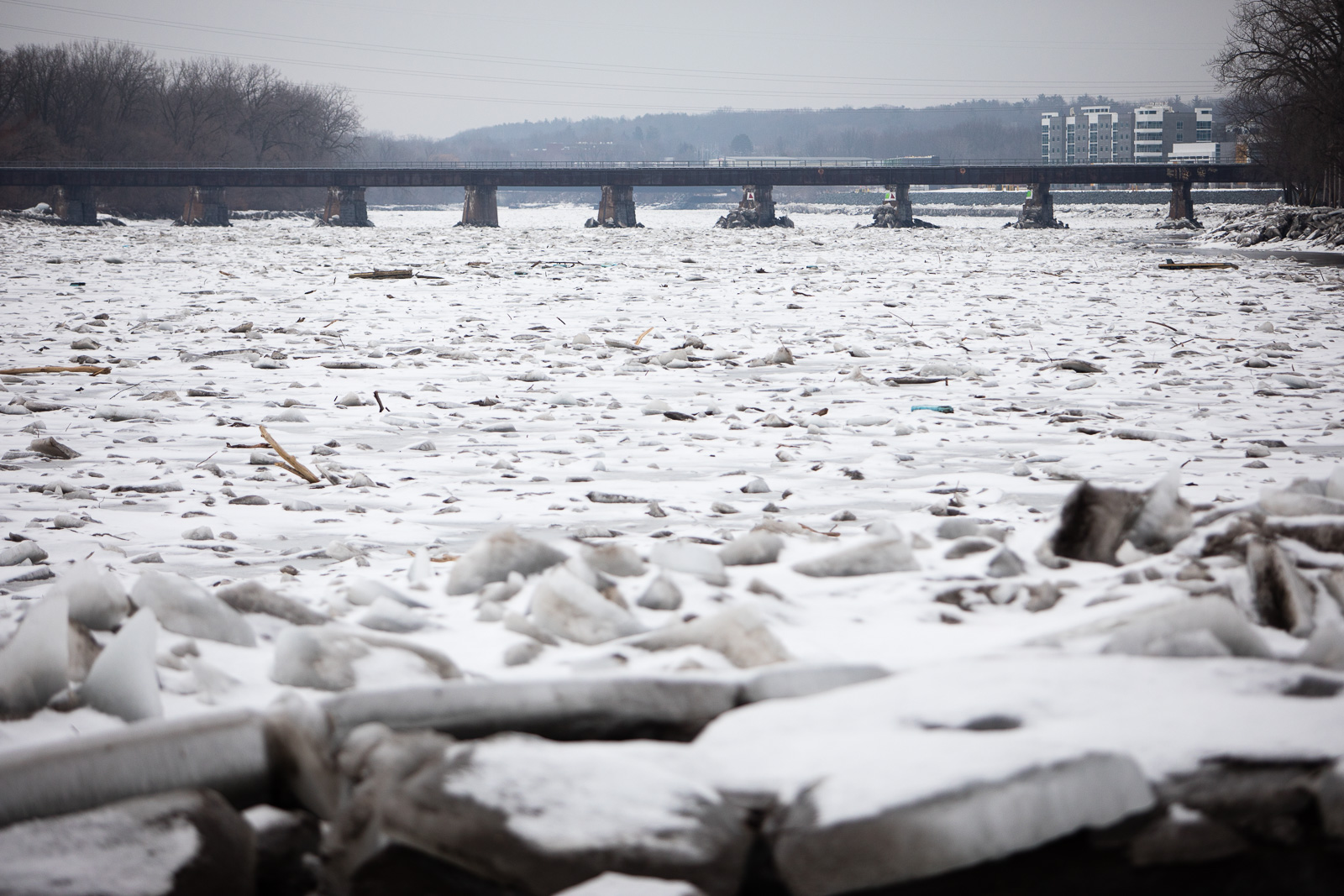 Fluctuating temperatures are causing massive river ice jams