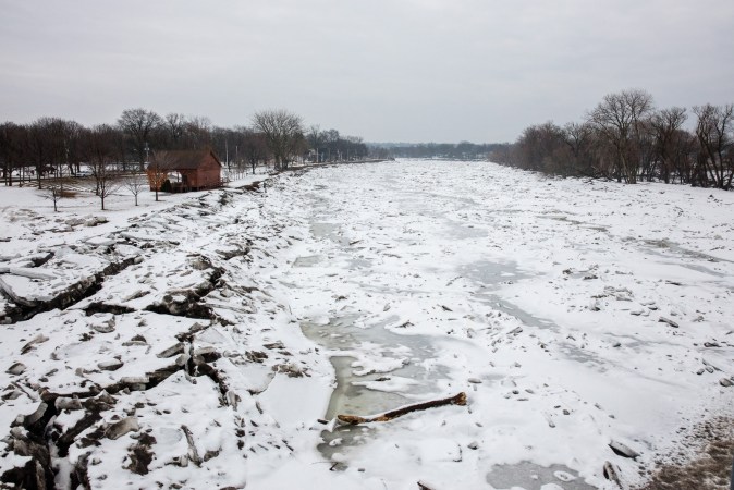 Fluctuating temperatures are causing massive river ice jams