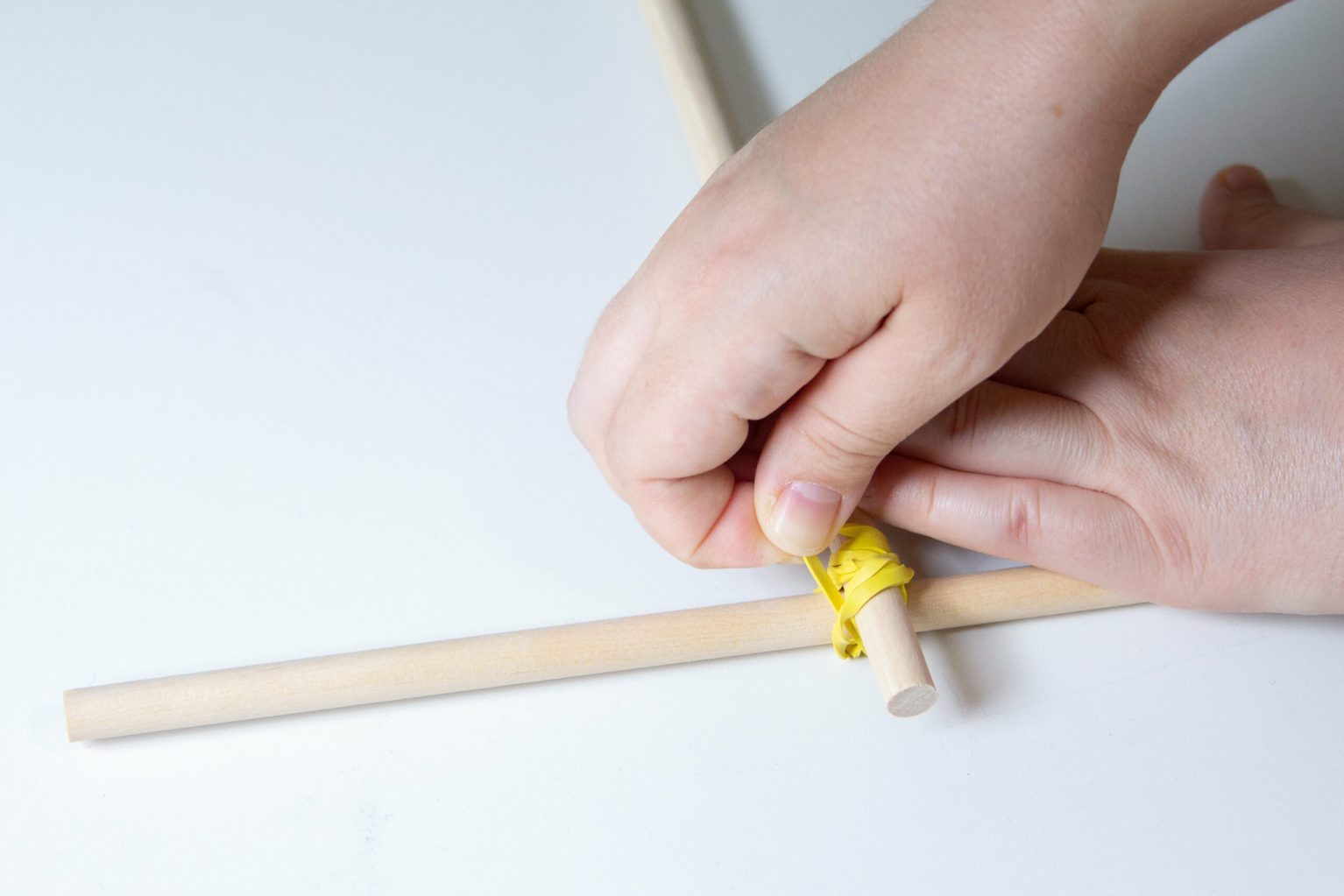 How to build a tabletop catapult