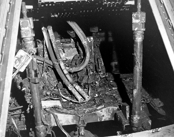 Why Did NASA Still Use Pure Oxygen After the Apollo 1 Fire?