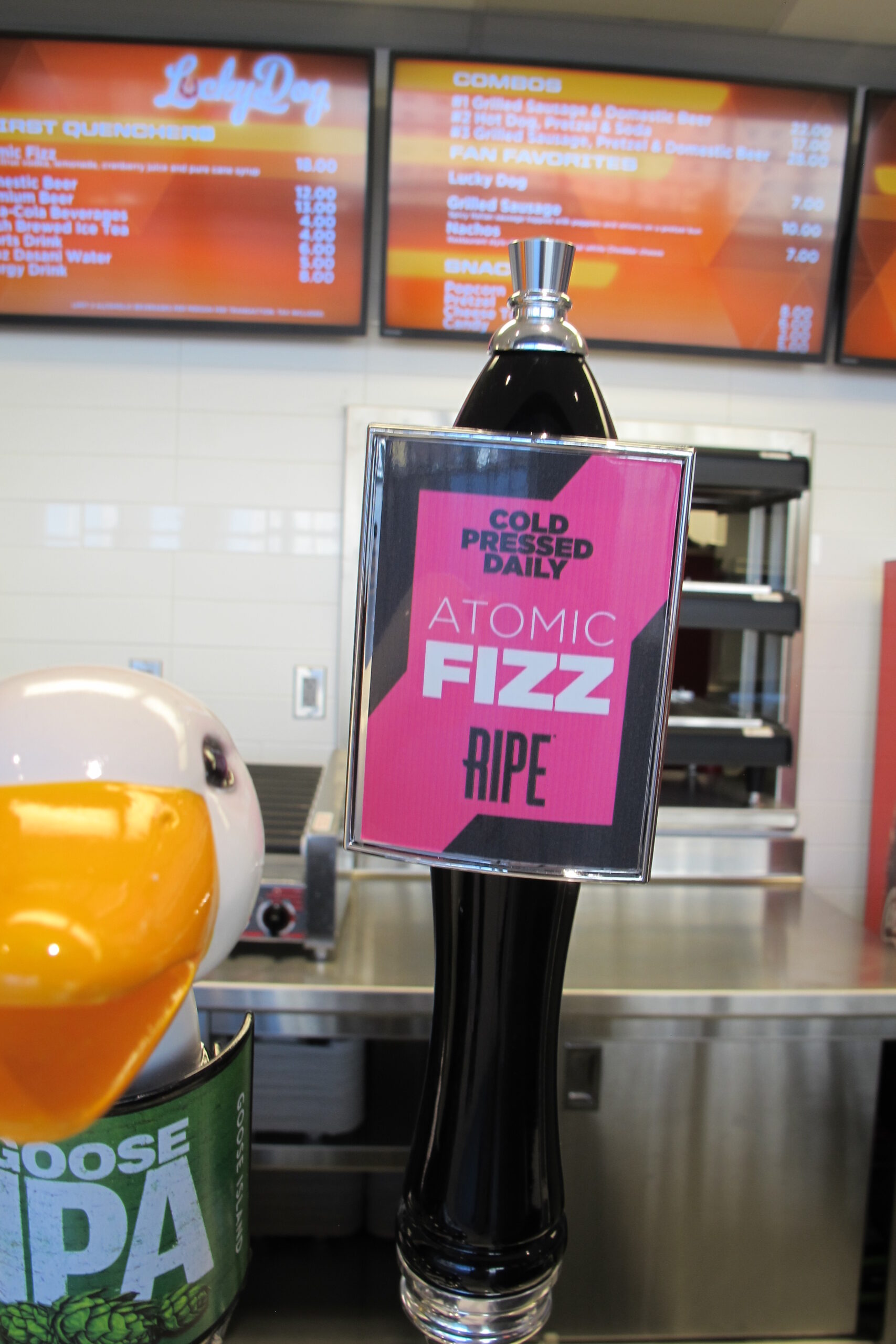 Squeezing Juice At 6,000 Atmospheres Of Pressure Makes Fast, Fresh ...