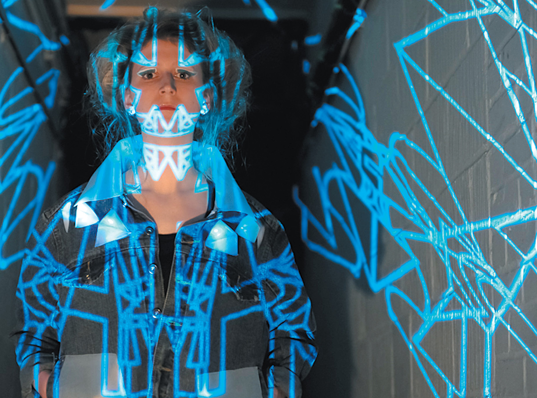 10 Of The Most Amazing Textiles Of The Future