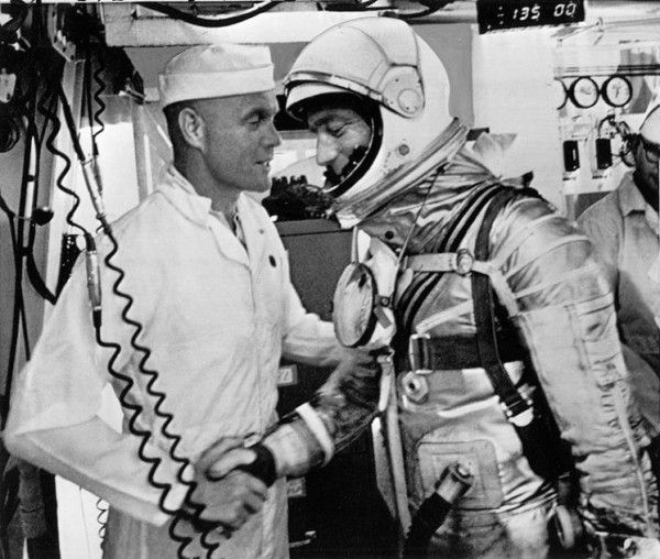 Mercury Astronaut Scott Carpenter and the Controversy Surrounding Aurora 7