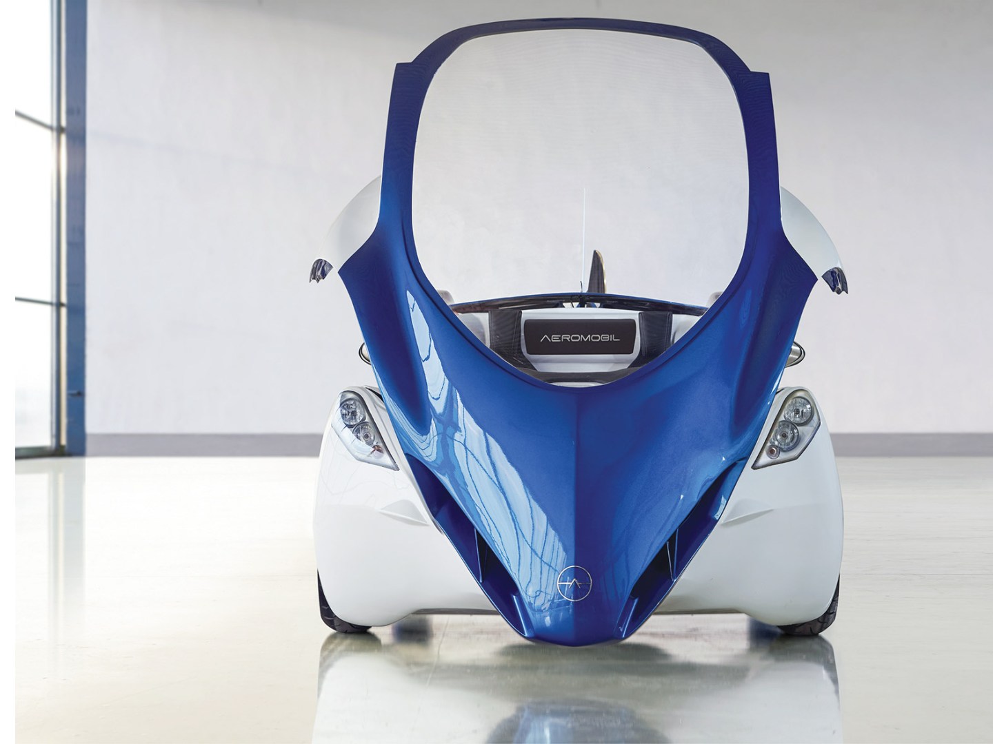A Plane That Folds Into a Car