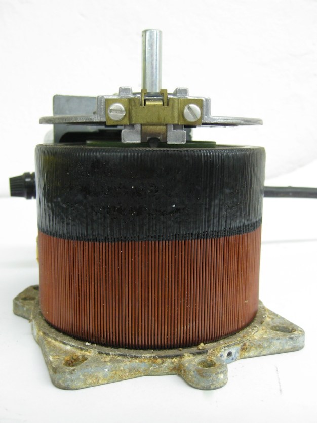 Obscure Gear: What the heck is a Variac?