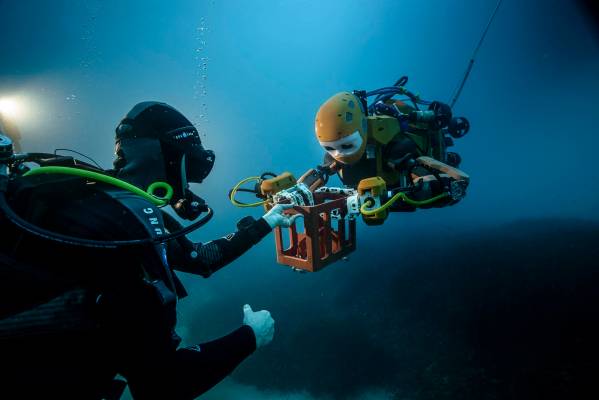 This is how, and why, explorers go cave diving