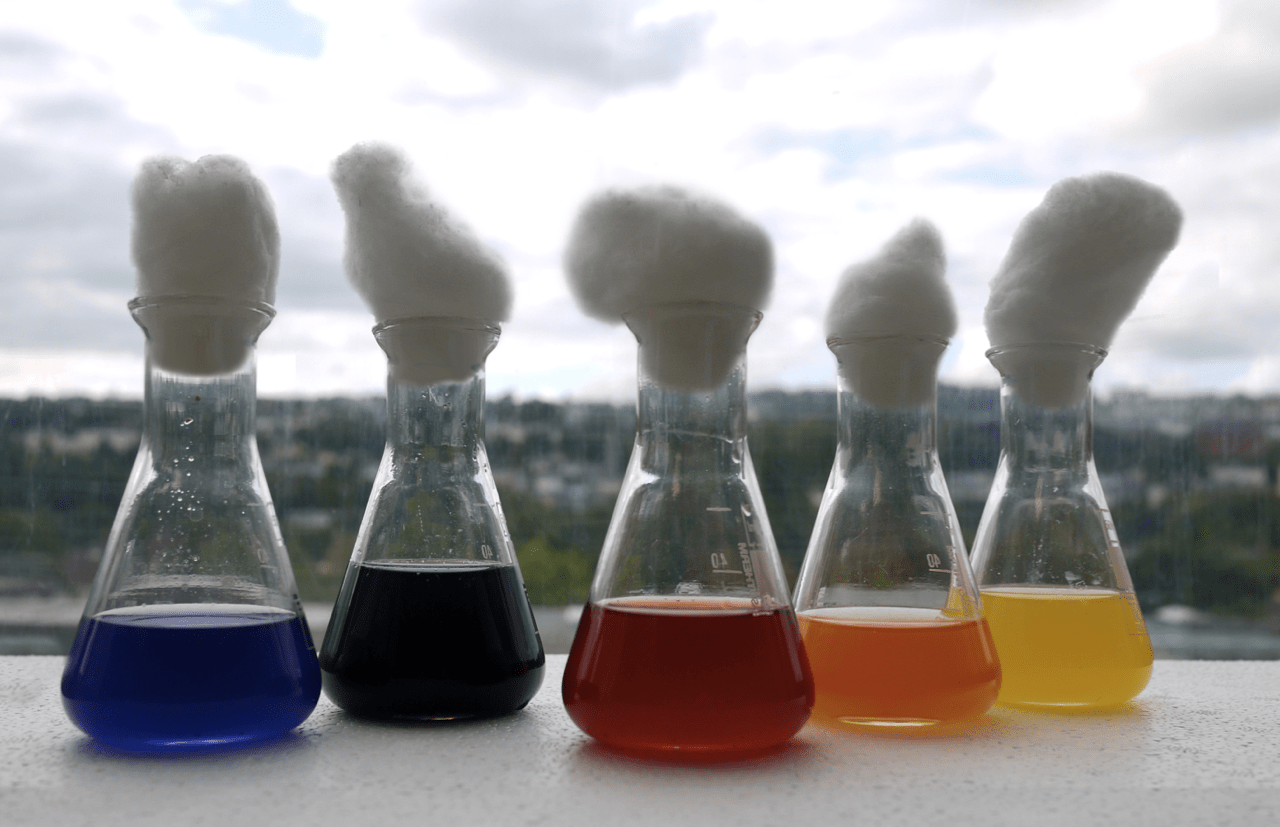 In Living Color: Microbes Make Tomorrow’s Ink