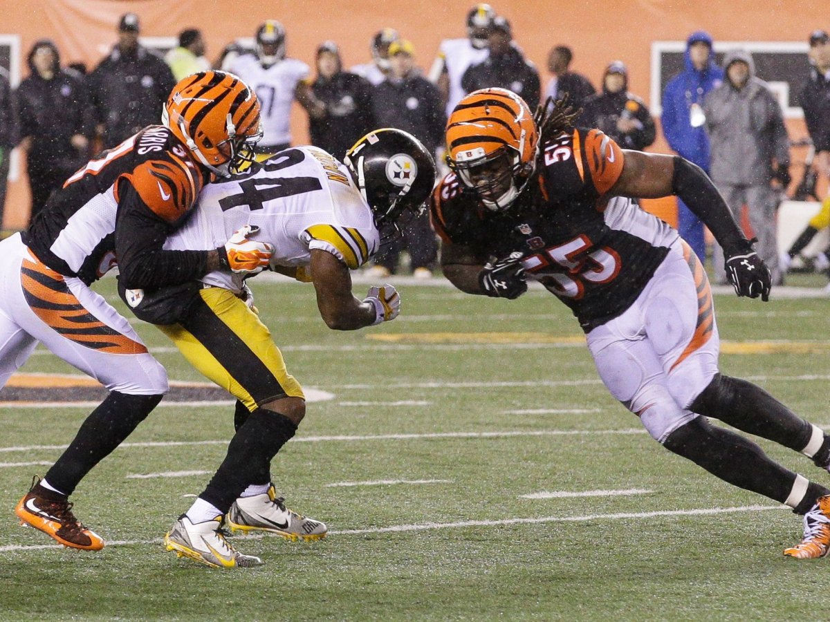 What Happens To A Football Player's Brain During A Concussion?