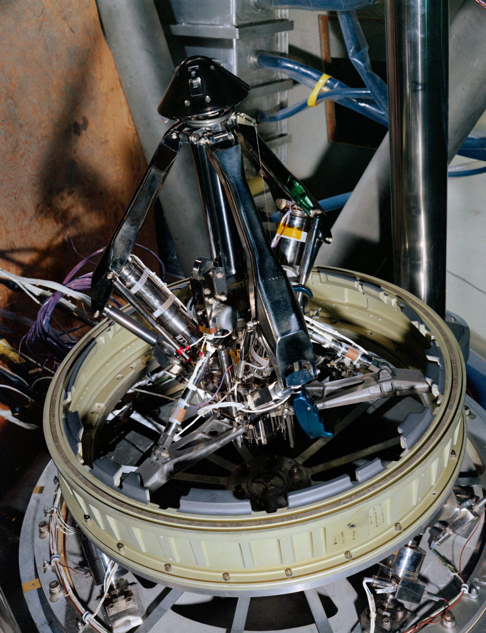 Two Become One: How the Apollo Spacecraft Stuck Together