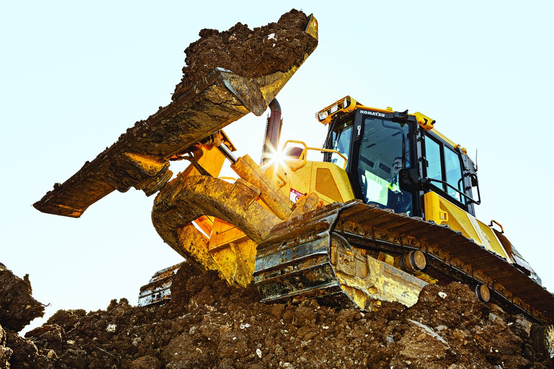 Robotic excavator lets users dig from a distance | Popular Science