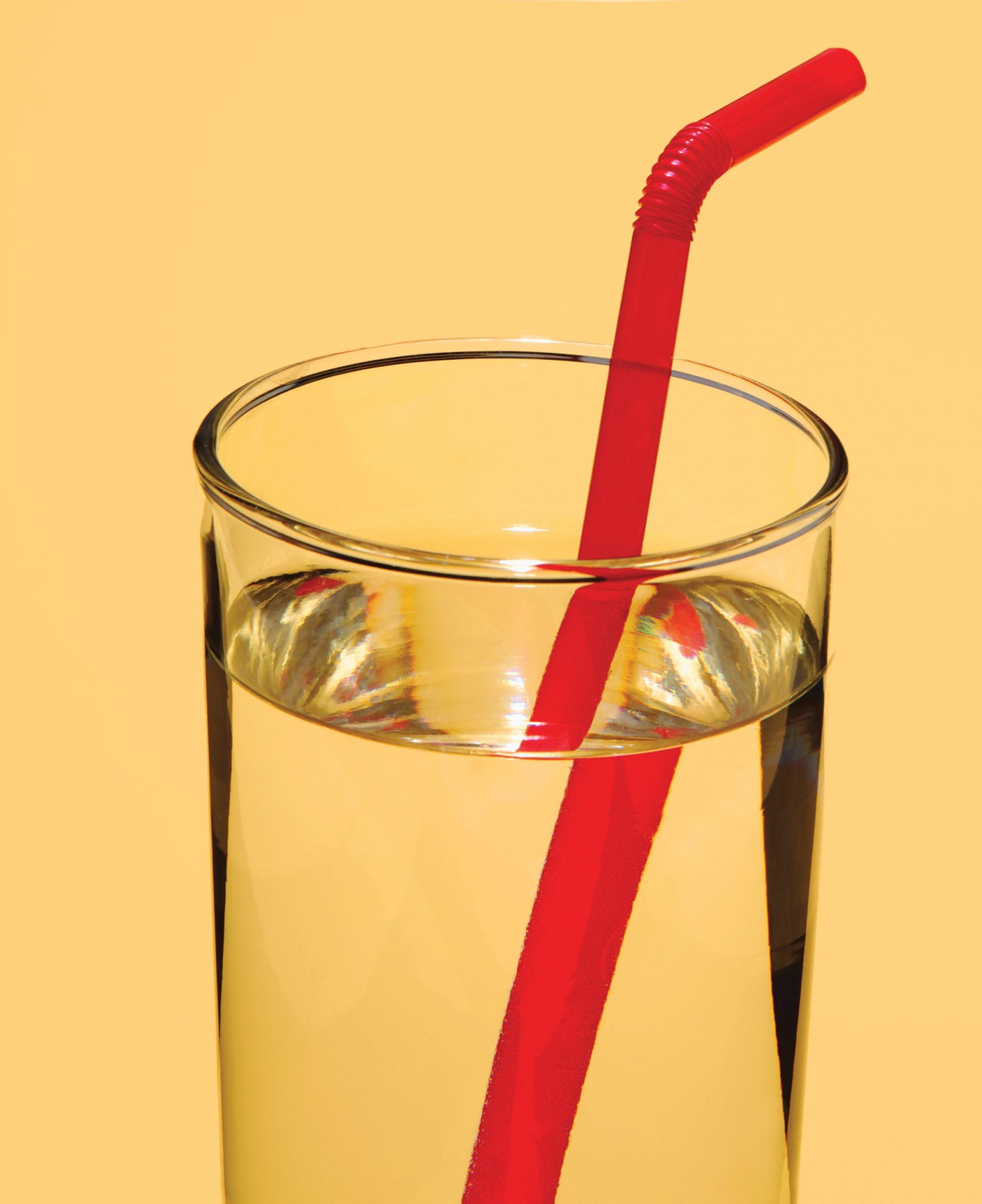 Why does this straw look like it's broken?