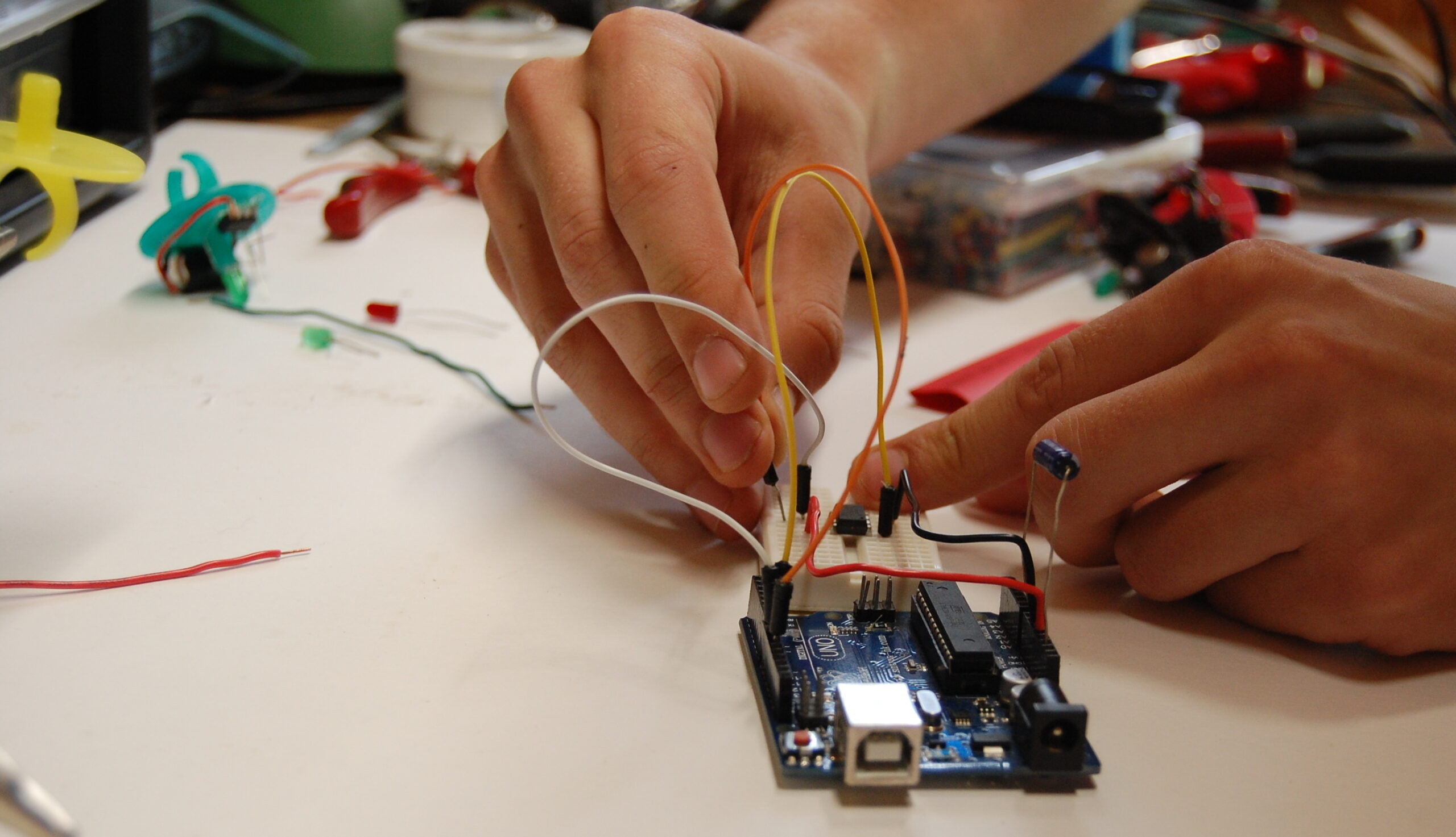 Here's how I made my fiancé a blinking engagement ring