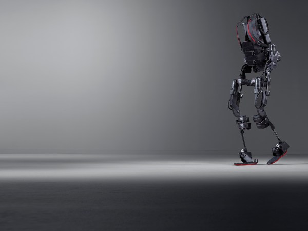 Human In Robotic Exoskeleton To Kick Off The World Cup