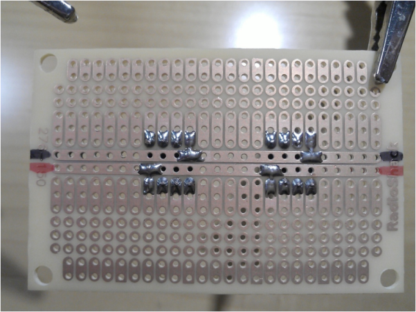 How to Build a Homemade Clapper to Adjust the Lights and Set the Mood