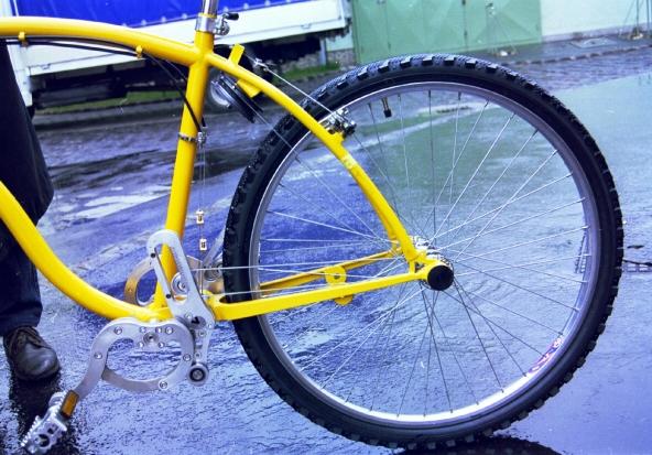 Chainless Bicycle Uses Wire and Pulley System, Eliminating Grease and ...