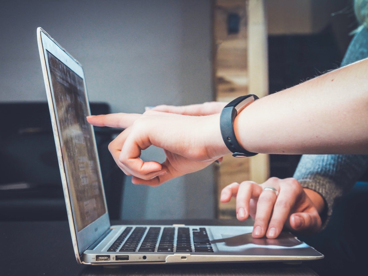 How to fix tech problems from far away | Popular Science