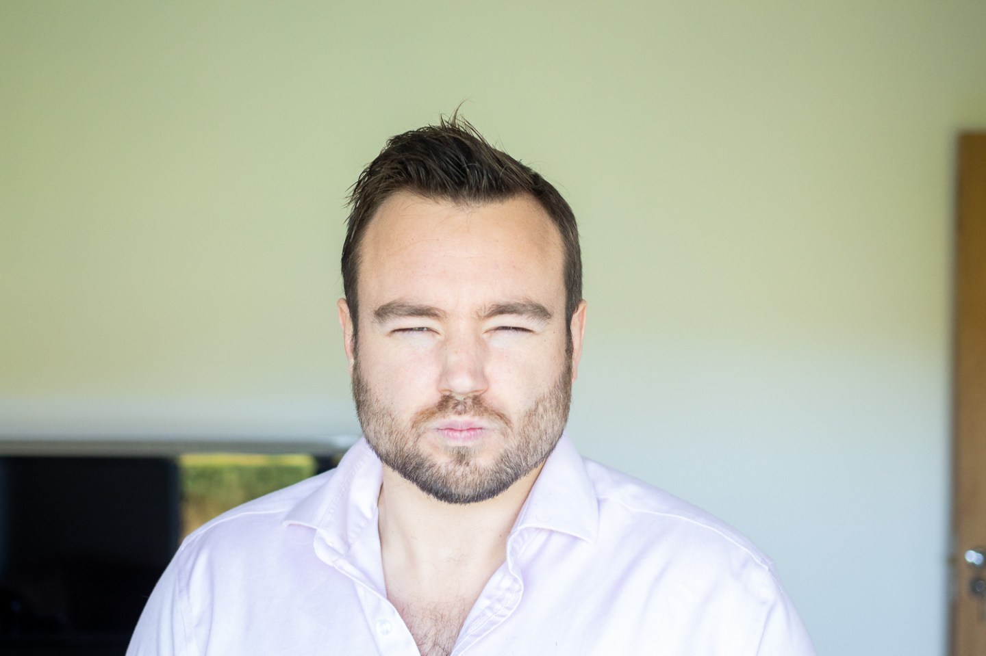 Make every photo a potential profile pic by learning how to pose