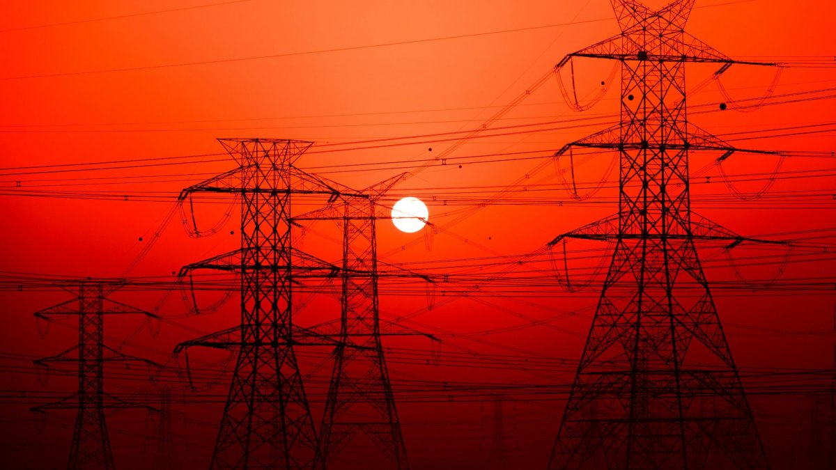 How microgrids could protect California from blackouts during fire season