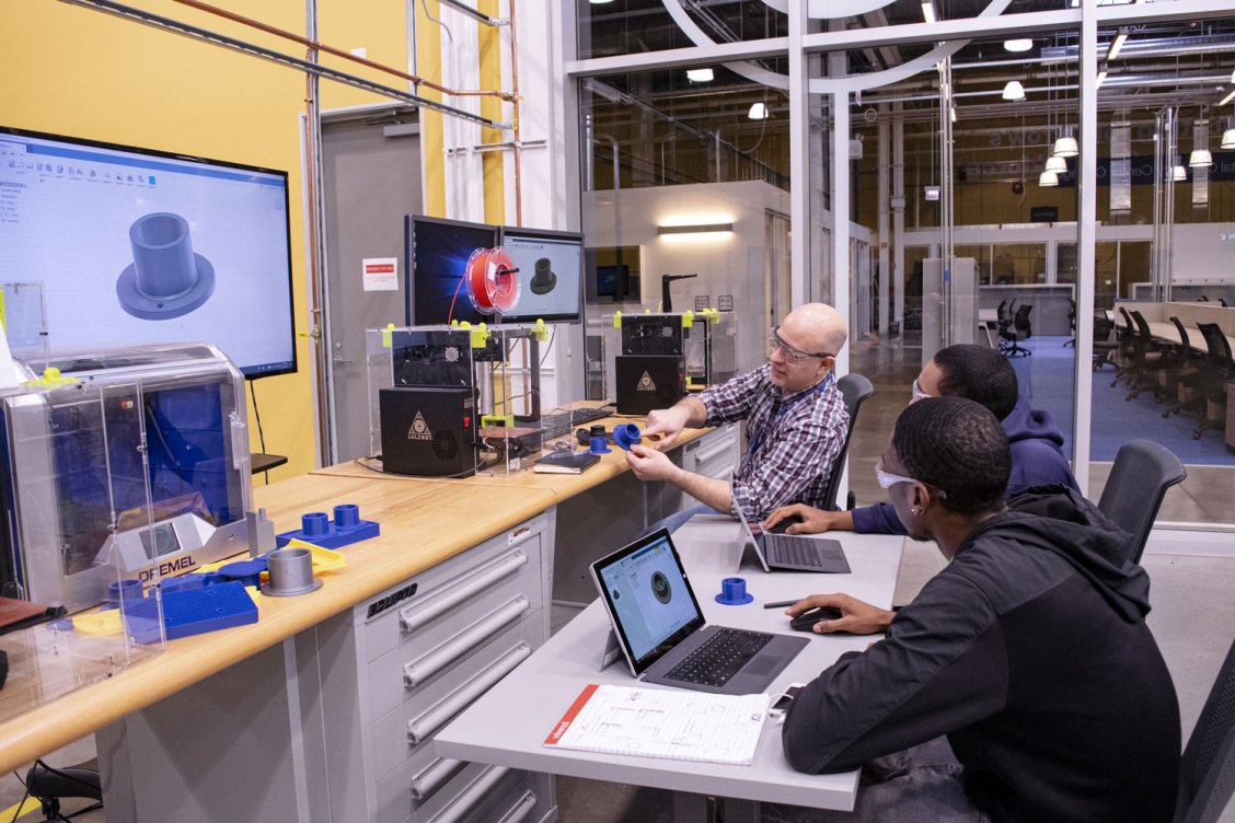 The world is on the brink of an industrial revolution and Manufacturing ...