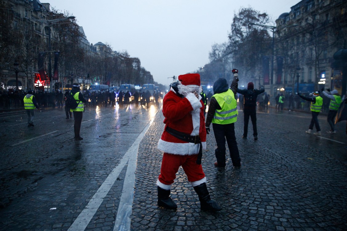 What to do if you’re exposed to tear gas