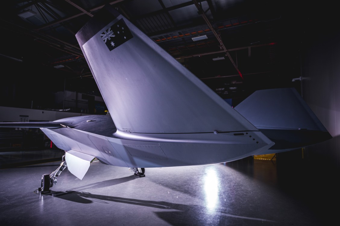 Boeing’s new autonomous fighter jet has a pop-off, swappable nose