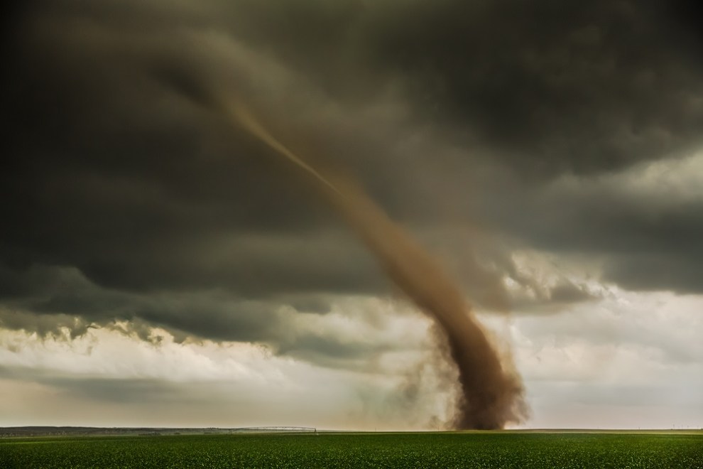 This photographer chases the Midwest’s most dramatic storms. Here are ...
