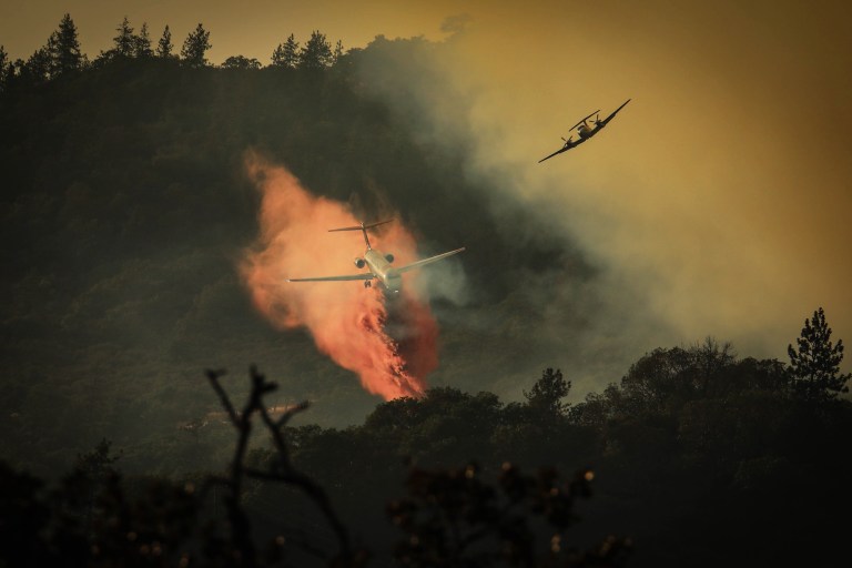 How aerial firefighters battle blazes from the skies