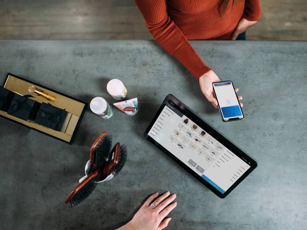 How to pay for stuff with your phone | Popular Science