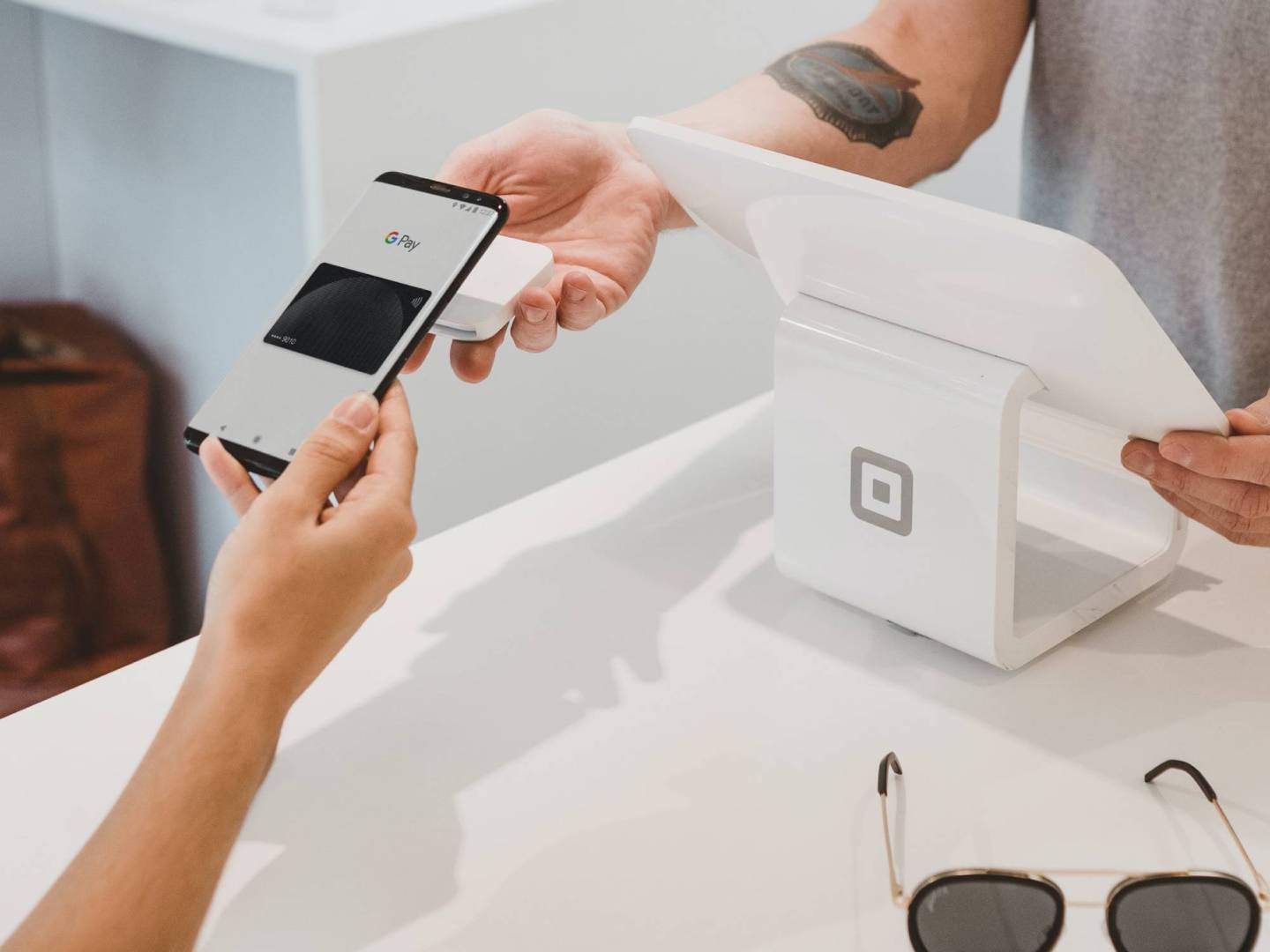 How to pay for stuff with your phone | Popular Science