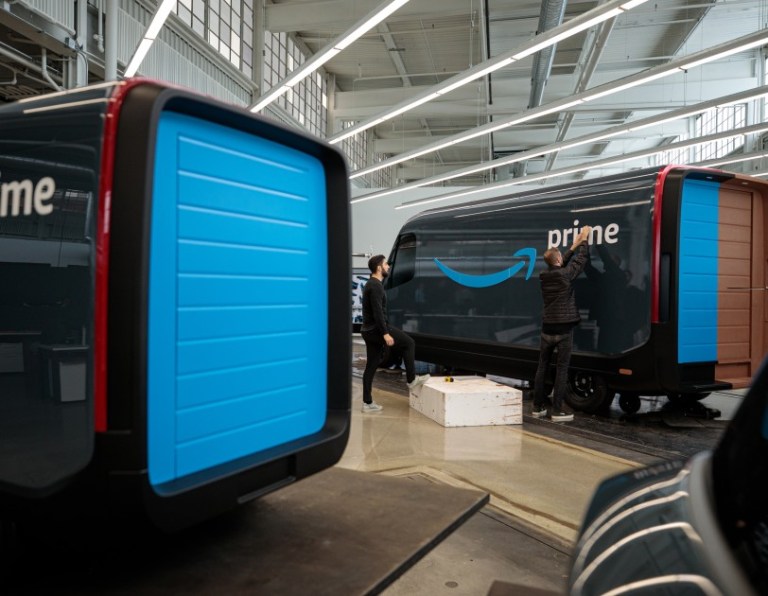Amazon’s futuristic electric delivery vans will hit the road in 2021