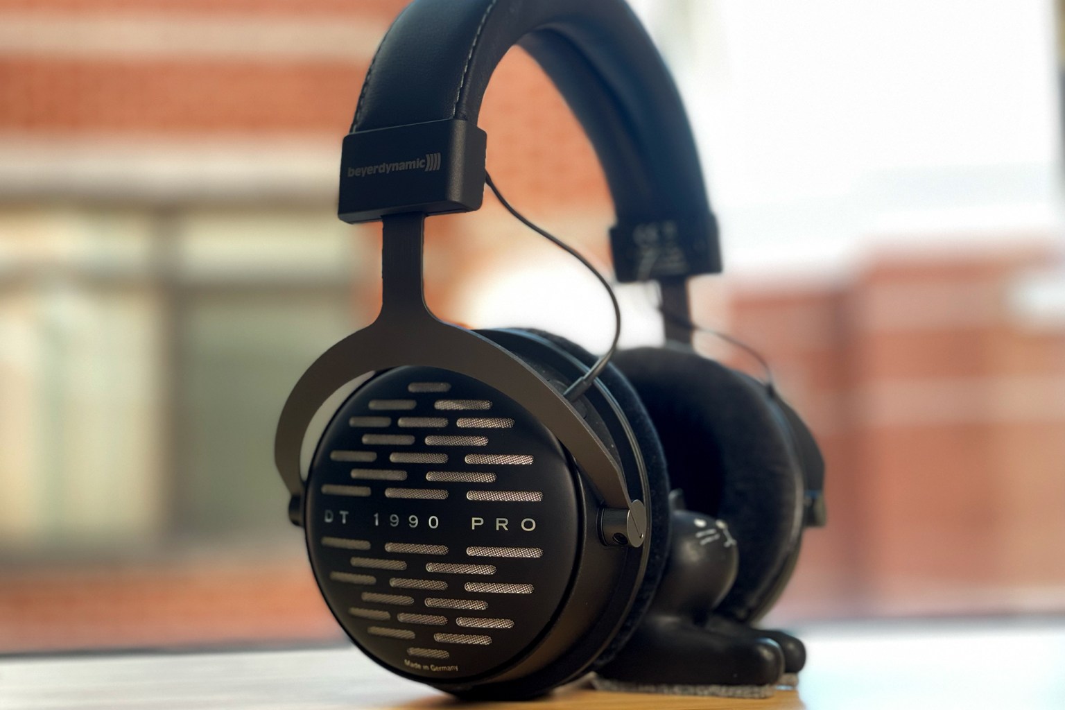 The best mixing headphones in 2024, tested and reviewed | Popular Science