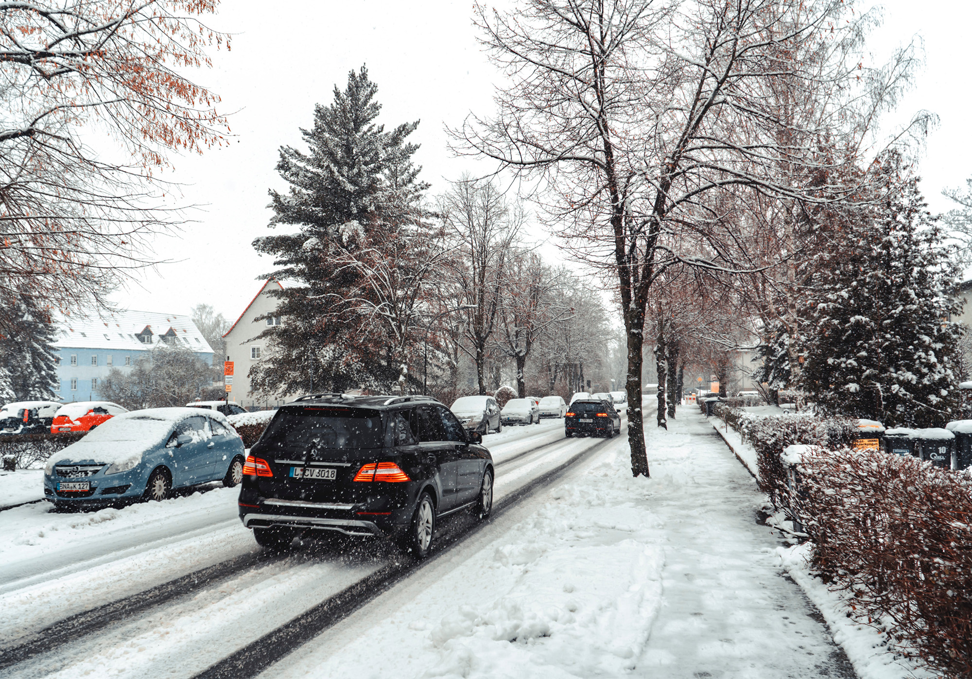 The best windshield snow covers of 2024 | Popular Science