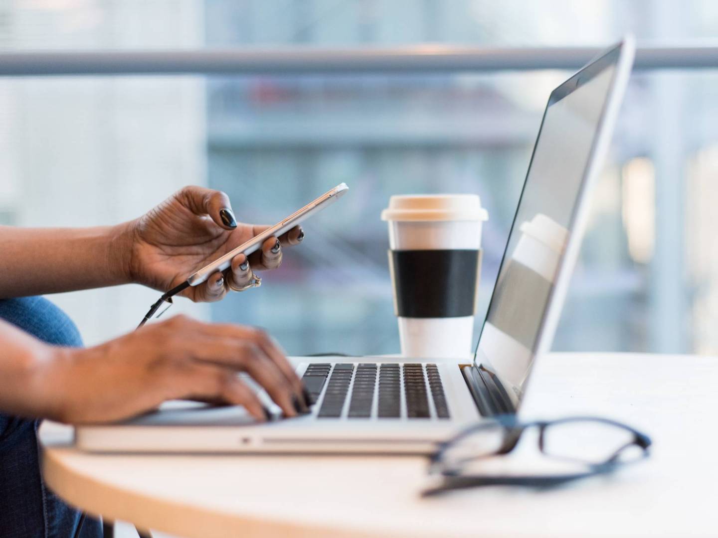 How to create a Wi-Fi hotspot on your phone or computer