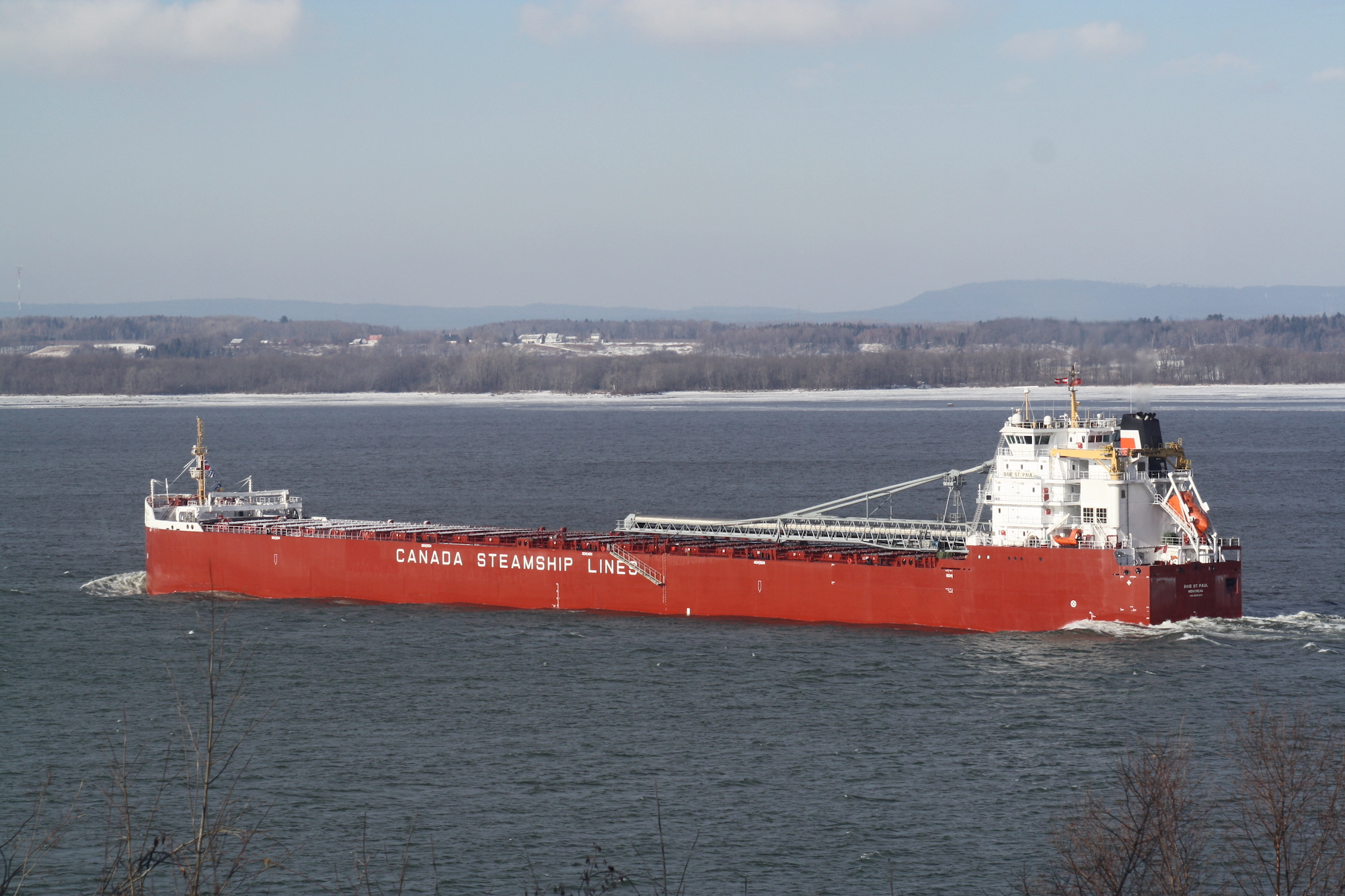 To move cargo with less mess, these ships unload themselves