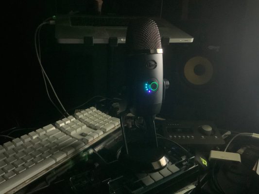 Blue Yeti vs. Yeti X microphone: What's the difference? | Popular Science