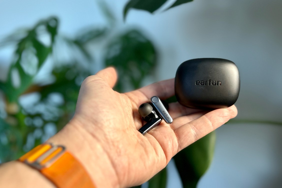 The best earbuds in 2024, tested and reviewed | Popular Science