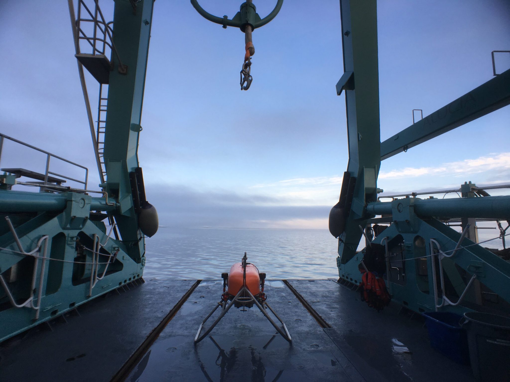 Orpheus will explore the ocean's deepest alien depths | Popular Science