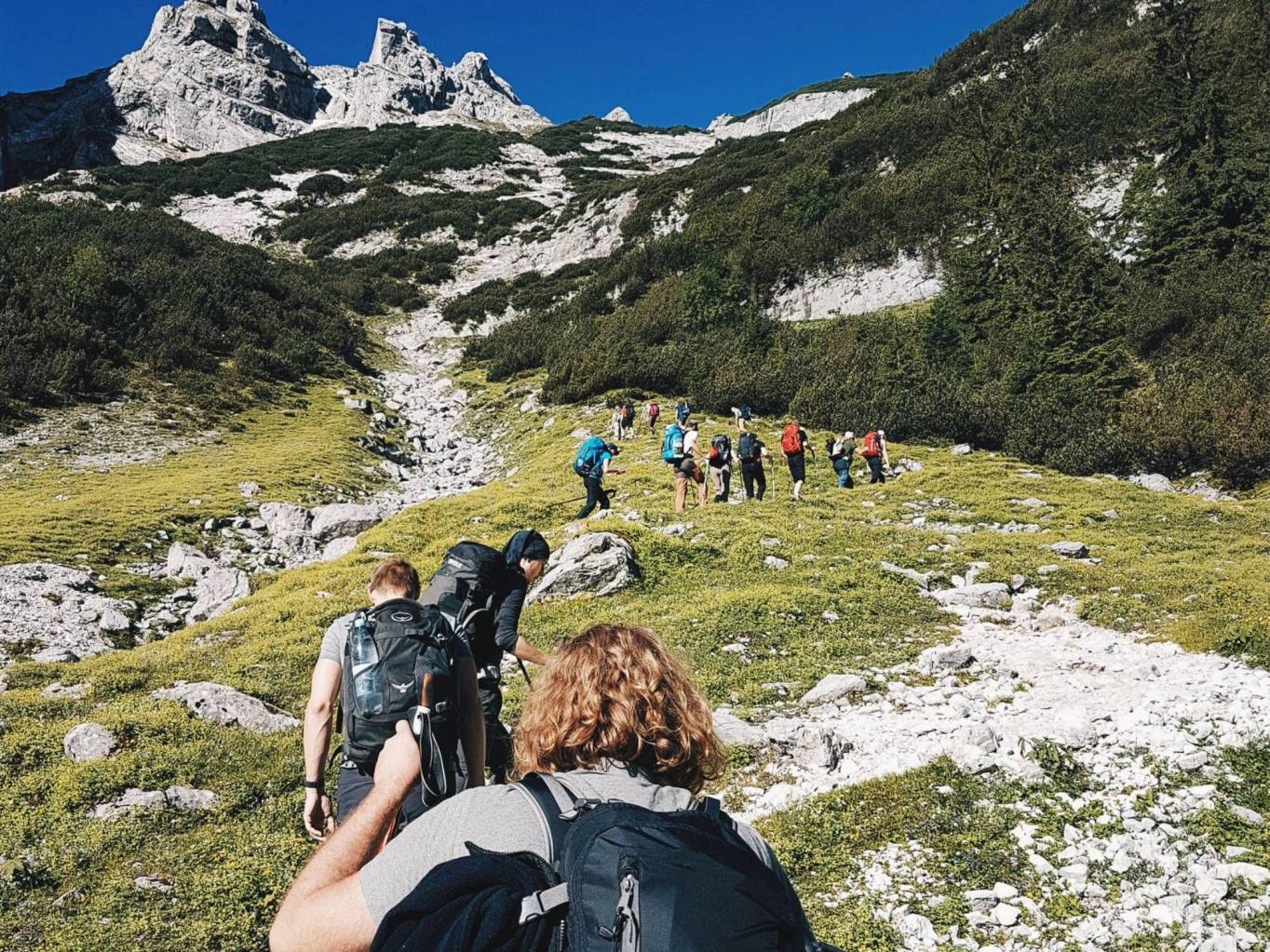 5 trail etiquette tips for your next hiking trip | Popular Science