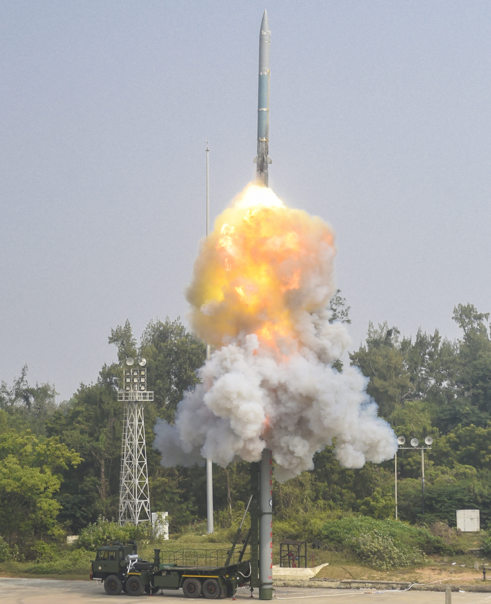 Watch a torpedo launched with a missile | Popular Science