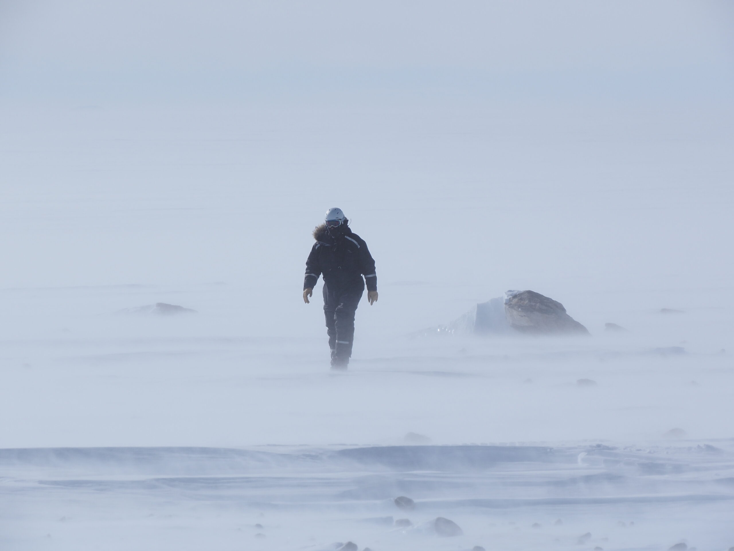 This AI could help track down meteorites buried in Antarctic ice ...