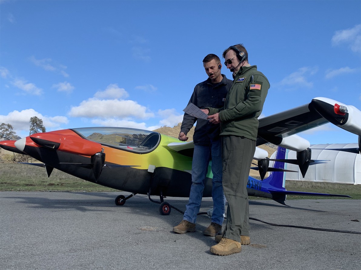 The Air Force conducted a test flight of this electric plane | Popular ...