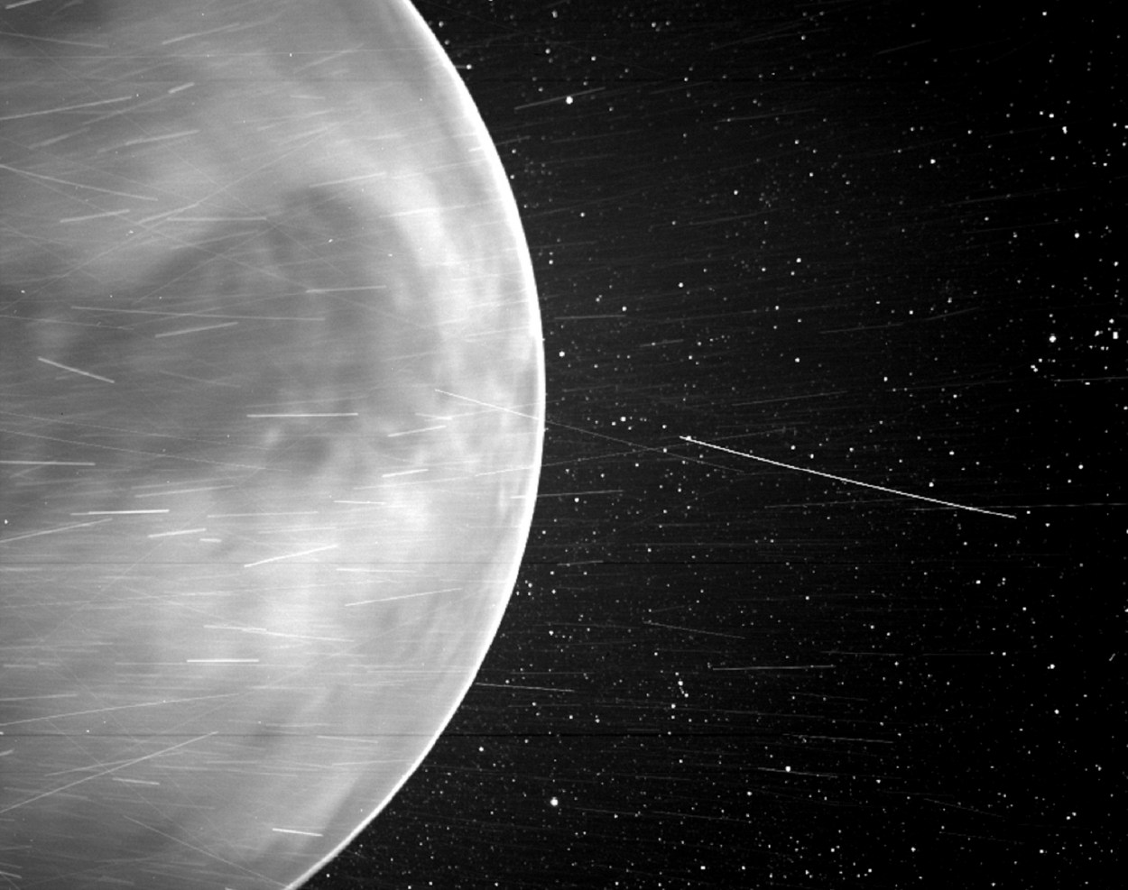 Brightest images of Venus reveal its glowing halo | Popular Science