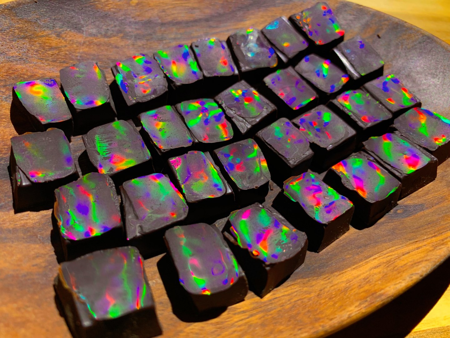 How to make holographic chocolate | Popular Science