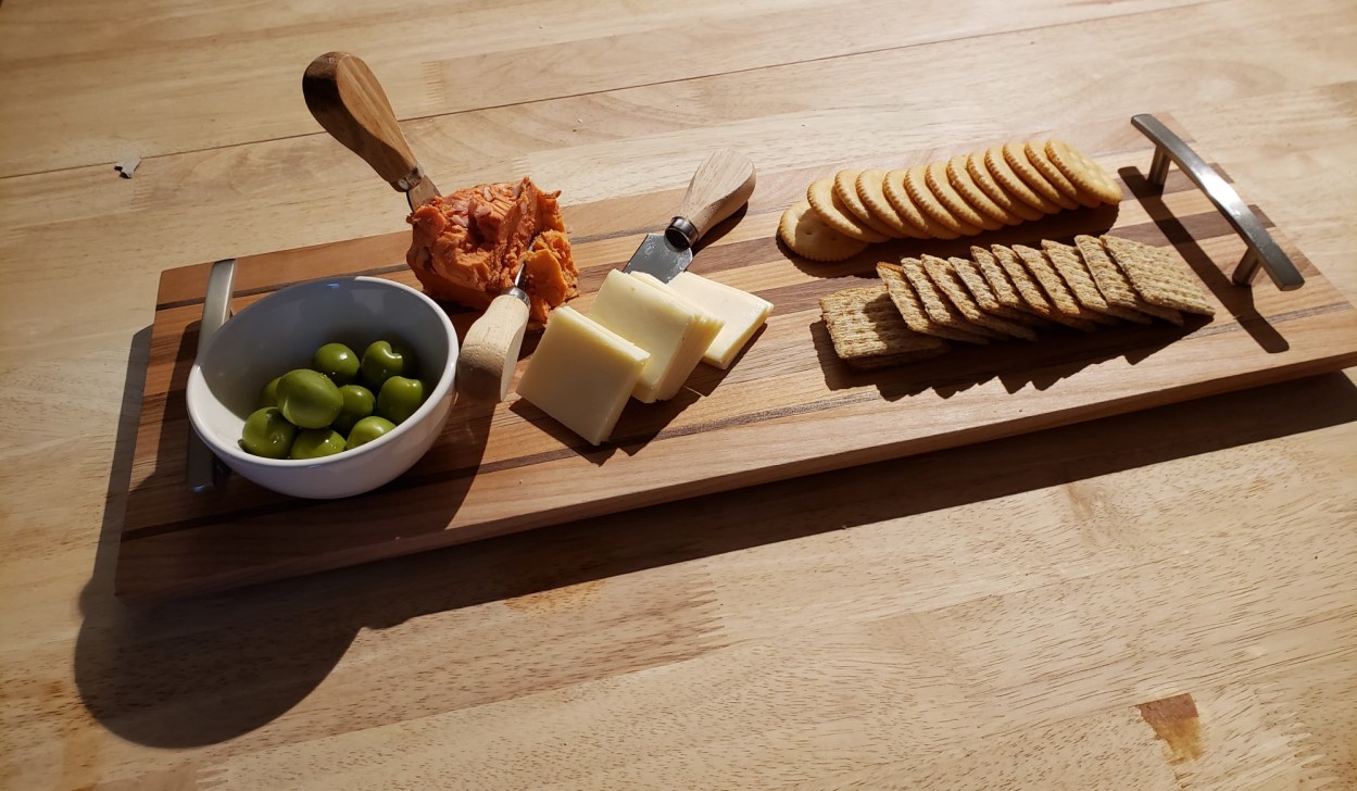 Easy ways to upgrade your DIY cutting boards | Popular Science