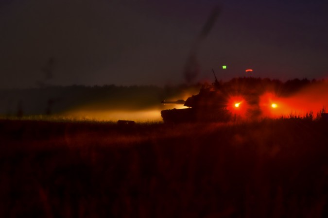 Take A Look At Russia’s New Armata Tank [Infographic]