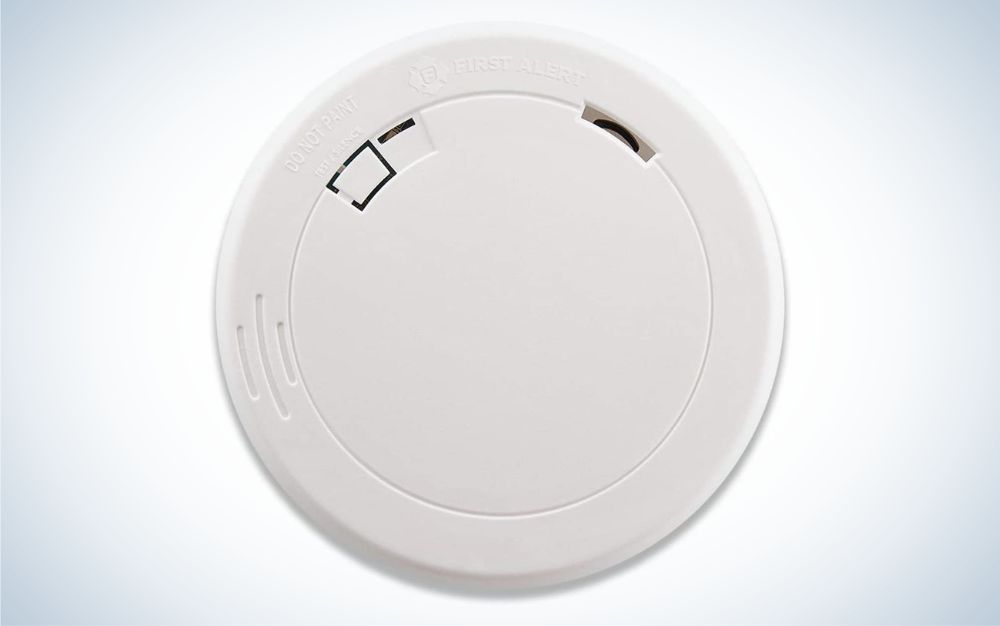 The best smoke detectors in 2024, according to experts | Popular Science