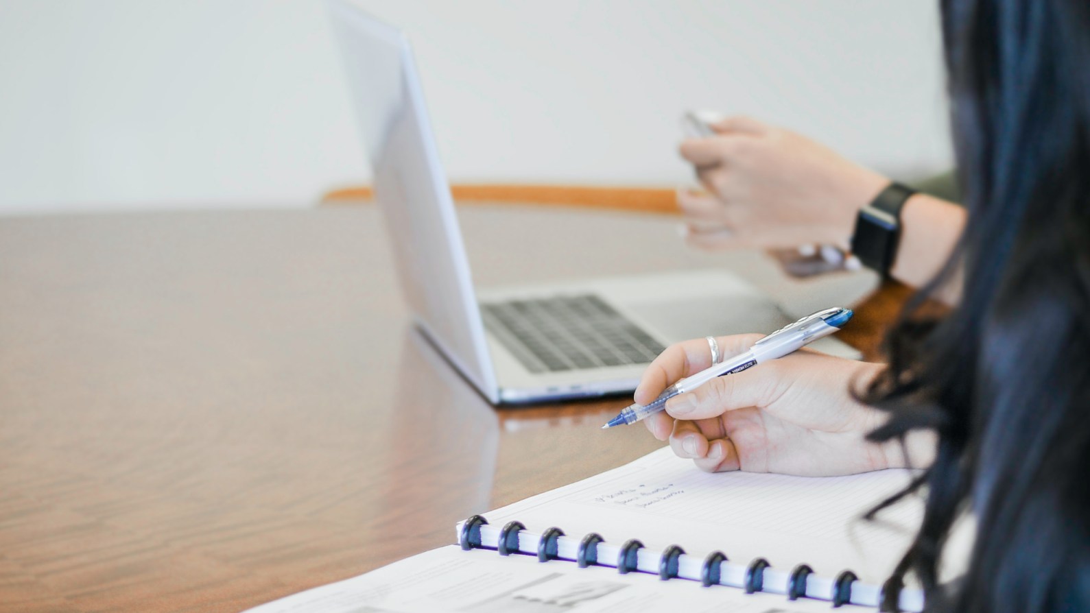 How to sync Google and Apple calendars | Popular Science